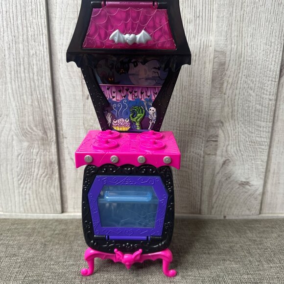 Mattel | Toys | Monster High Spooky Creepy Dollhouse Kitchen Stove Oven ...